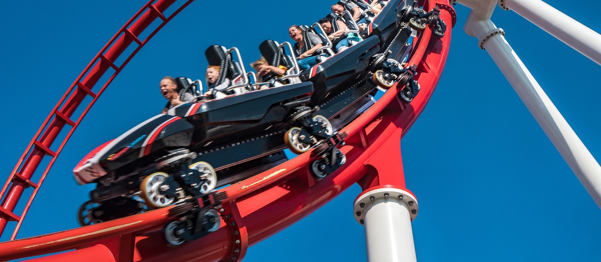 Energylandia - rodzinny park rozrywki w Zatorze - Polska Travel (PL)